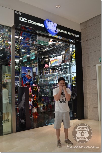 DC Comics Store Malaysia: Batman, Superman, Wonder Woman, Flash, Green ...