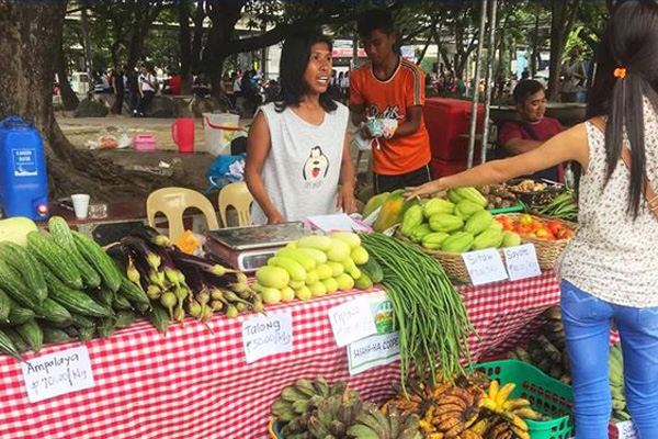 Manila City Launches Farm-to-Market Rolling Stores - When In Manila