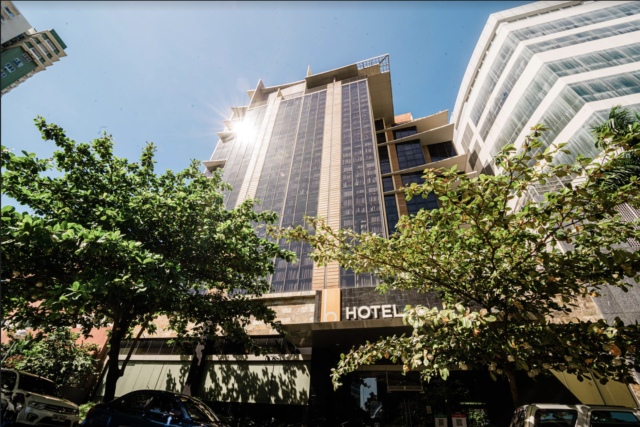Get the Premium Experience at B Hotel Alabang - When In Manila
