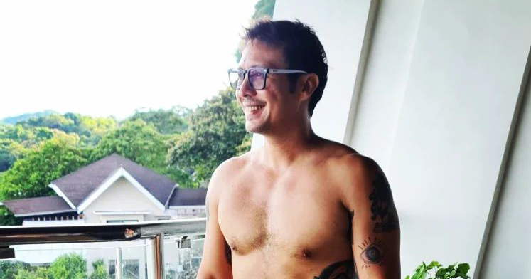 LOOK: Baron Geisler Shows Off Toned Body - When In Manila
