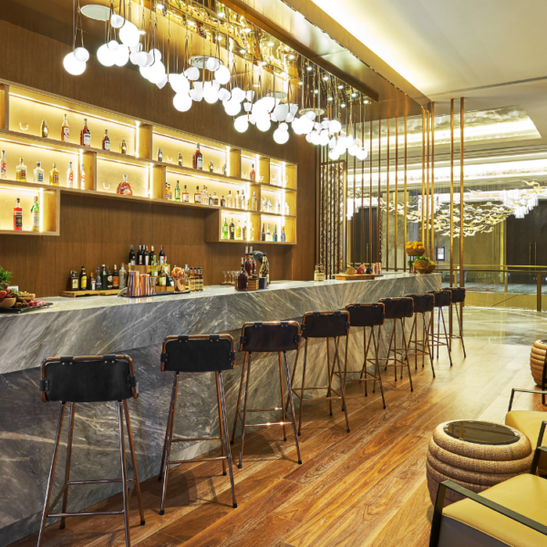 10 Filipino Stand Up Comedians You MUST SEE in Manila - When In Manila