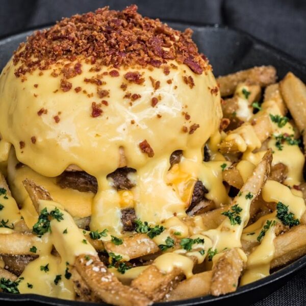 10 Irresistibly Delicious Cheeseburgers That Will Leave You Wanting ...