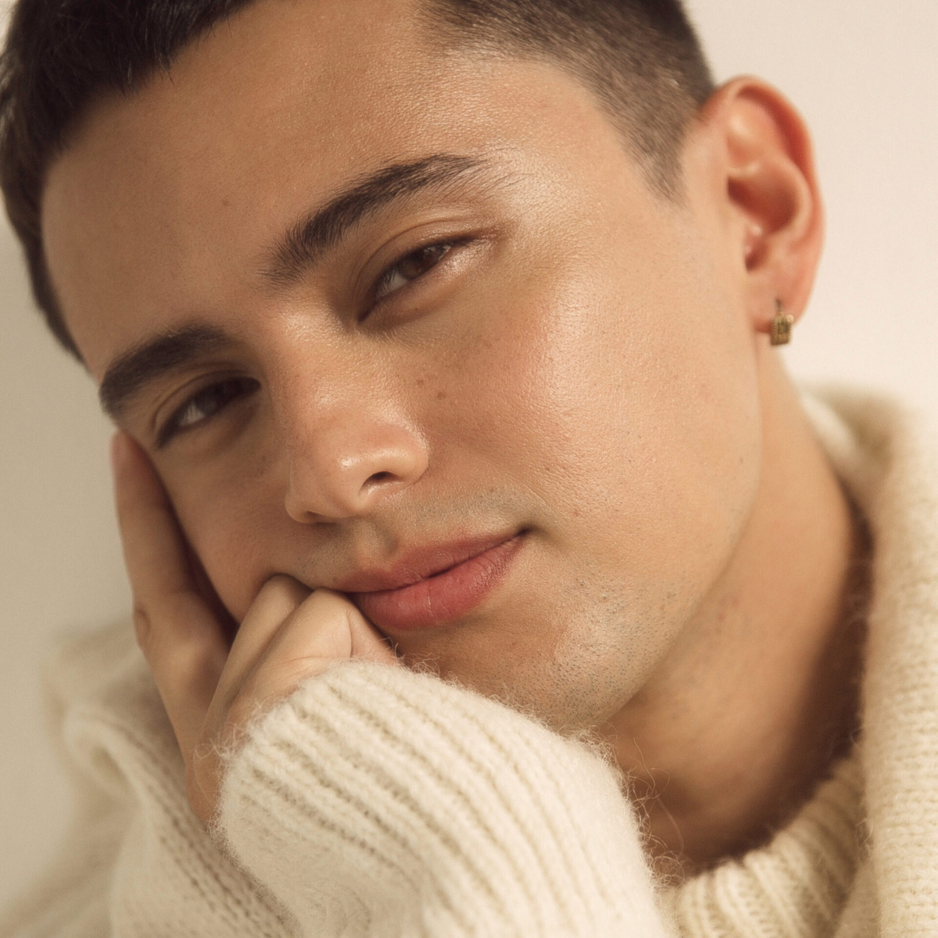 James Reid Releases Mellow Pop Single "Sandal" - When In Manila